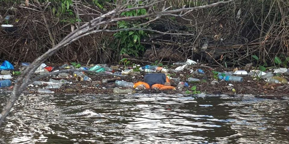 SwitiWatra campagne streeft naar schone wateren – Dagblad Suriname