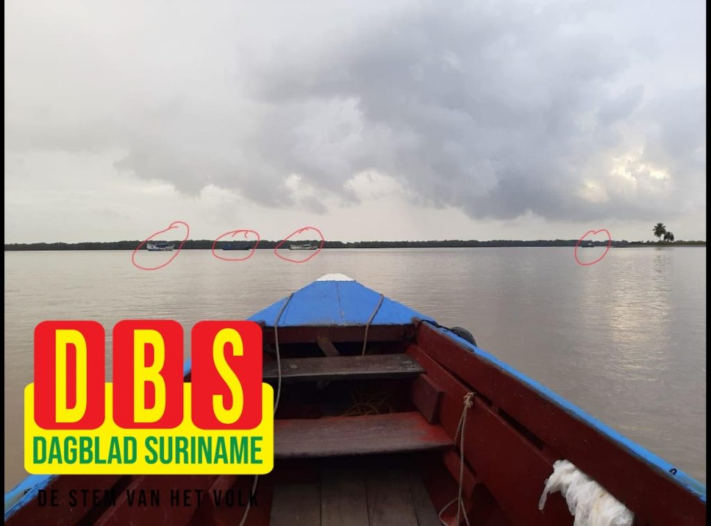 Braziliaanse schoeners voor de kust van Leonsberg – Dagblad Suriname