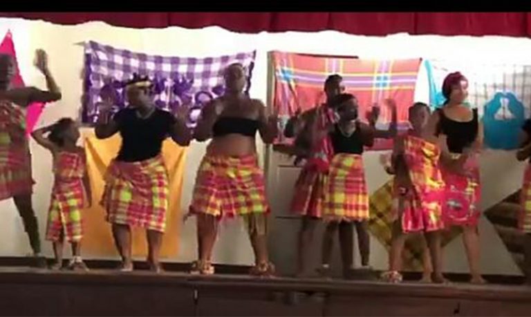 Banamba dans: schoonheidsdans van de Saramaccaners – Dagblad Suriname