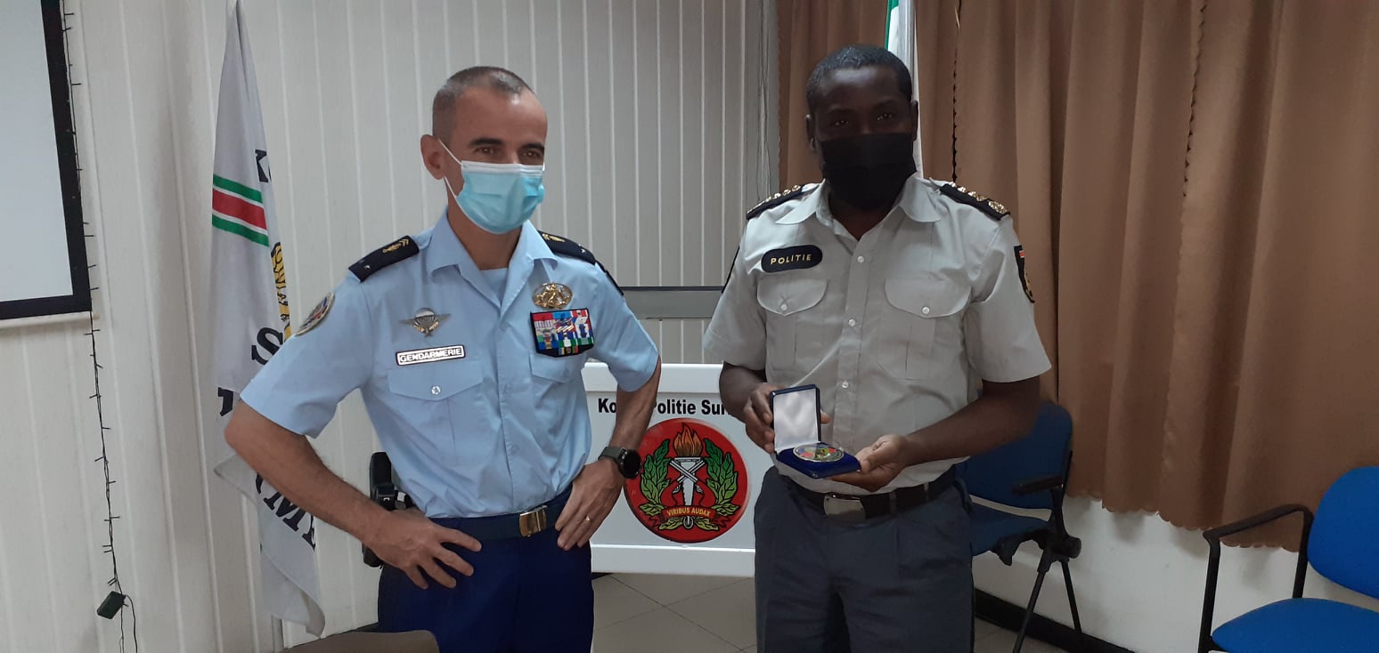 Gendarmerie-delegatie bezoekt Korps Politie Suriname – Dagblad Suriname