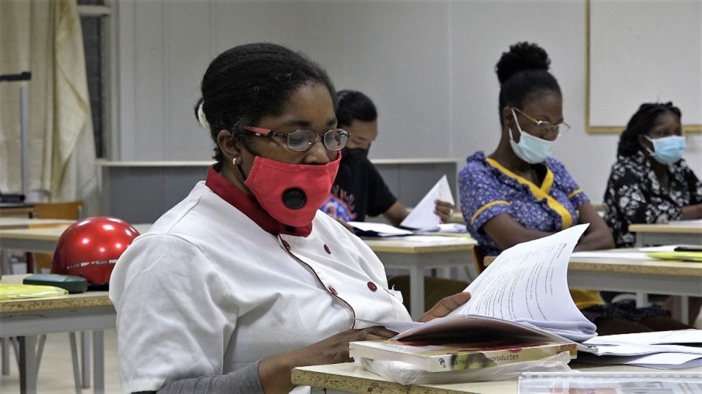 SHTTC komt met nieuwe cursus brood en banket – Dagblad Suriname