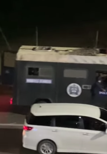 Jongeren aan het rellen in centrum Paramaribo – Dagblad Suriname