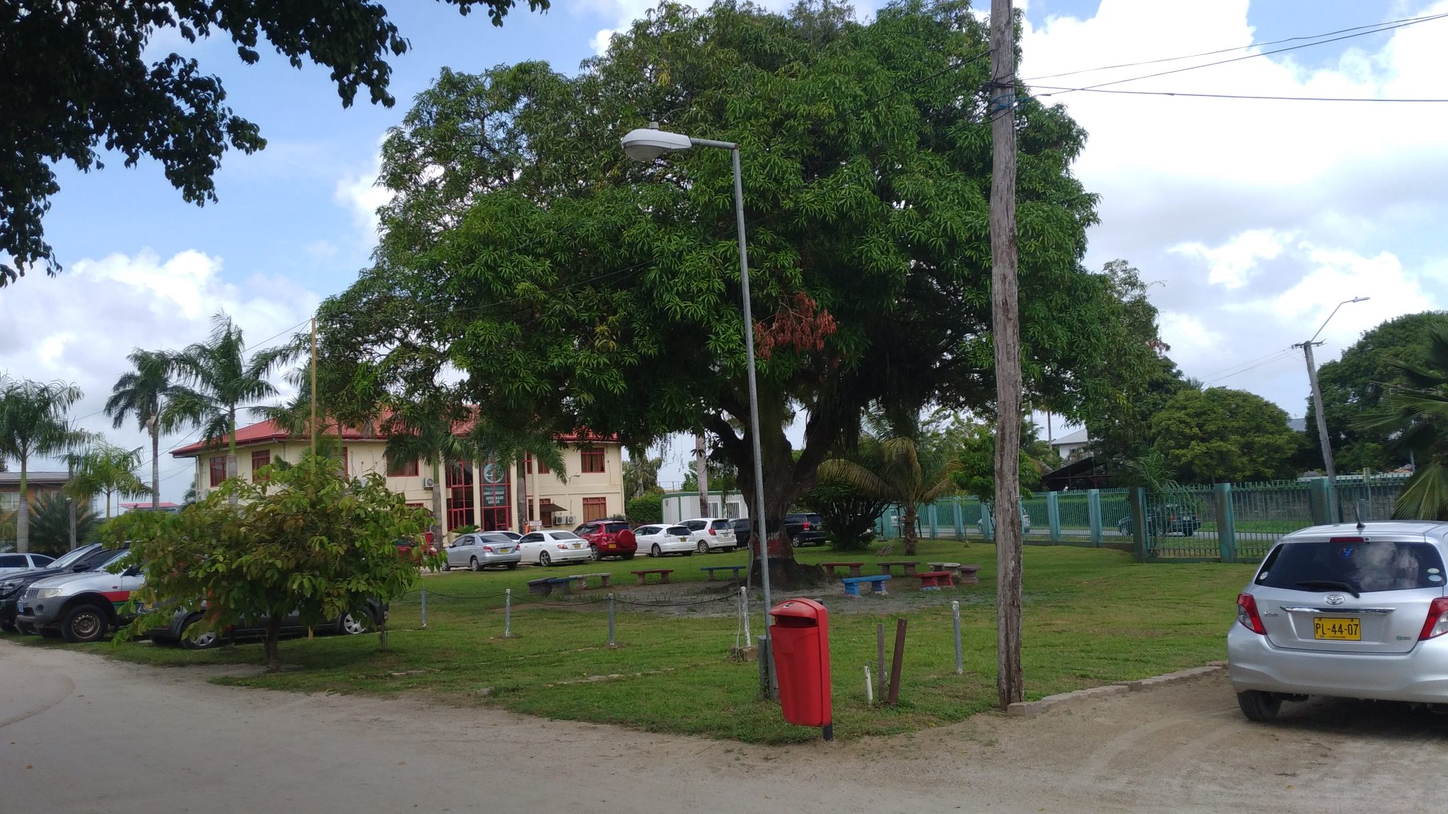 Wan Bon wordt verpest door Fowru doti – Dagblad Suriname
