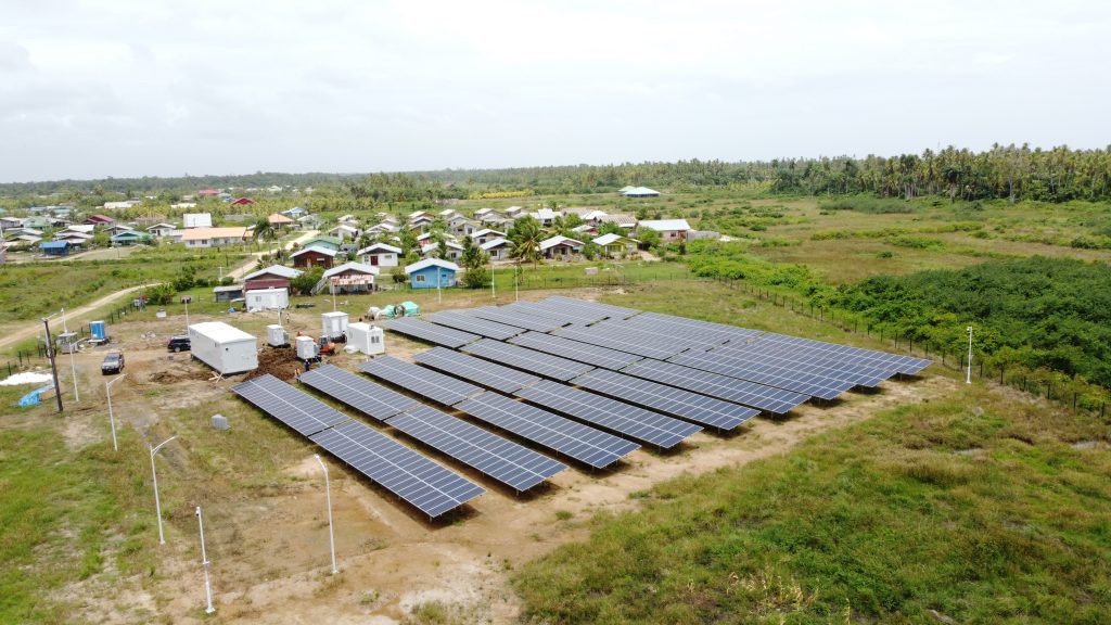 EBS neemt zonne-energie centrale Coronie in gebruik – Dagblad Suriname
