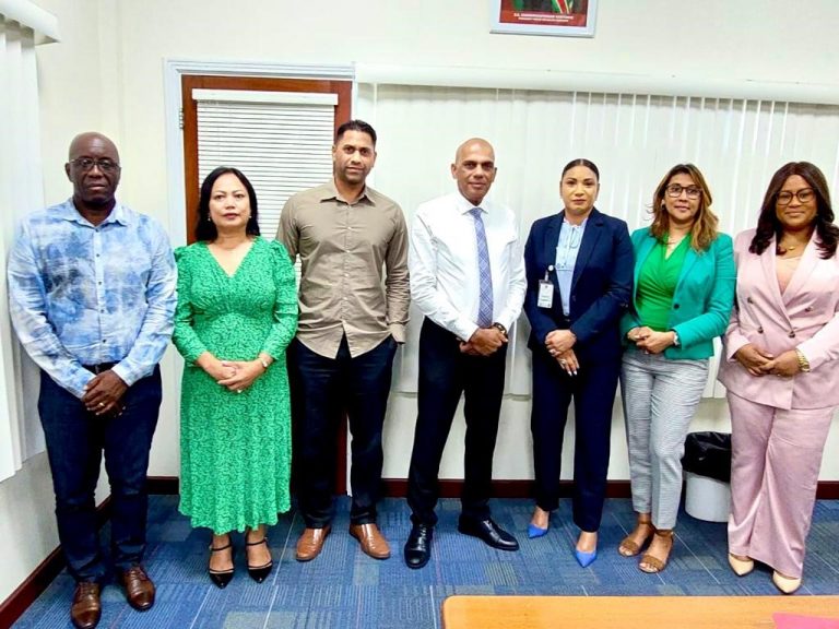 Sandy Cameron president-directeur NOB – Dagblad Suriname