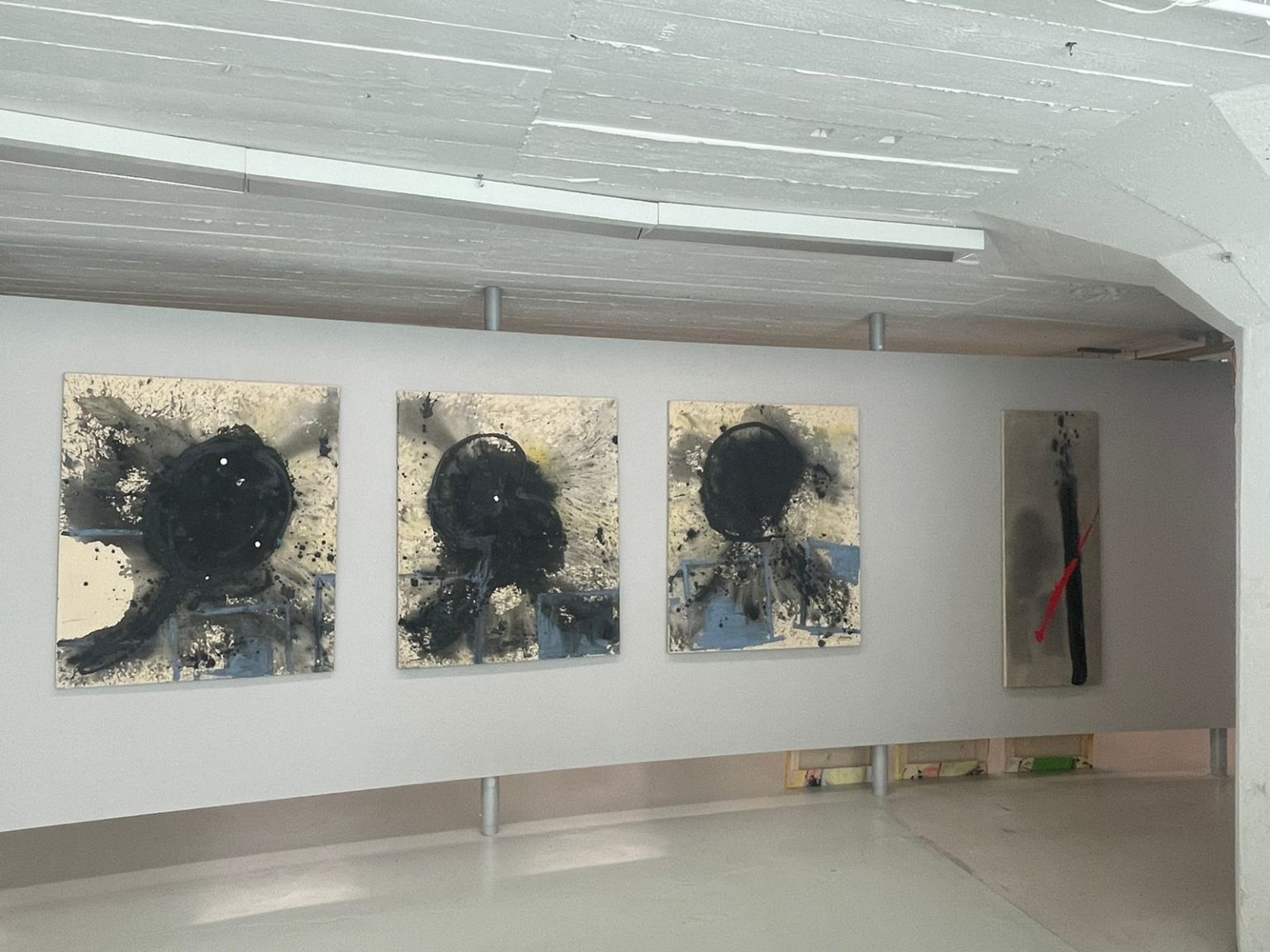 Kunstenaar George Struikelblok opent expositie ‘Tamara’ in Amsterdam ...