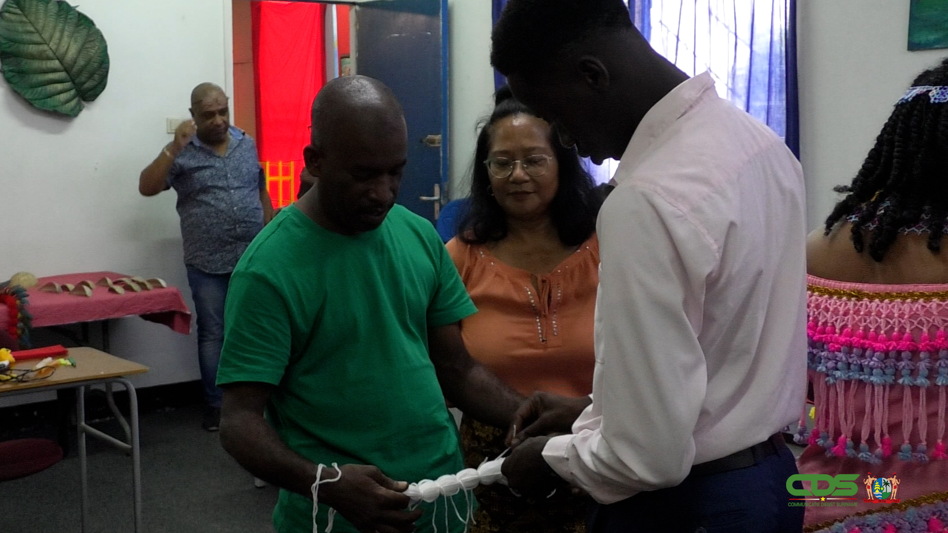 Expositie inheemse en Javaanse cultuur bij directoraat Cultuur ...