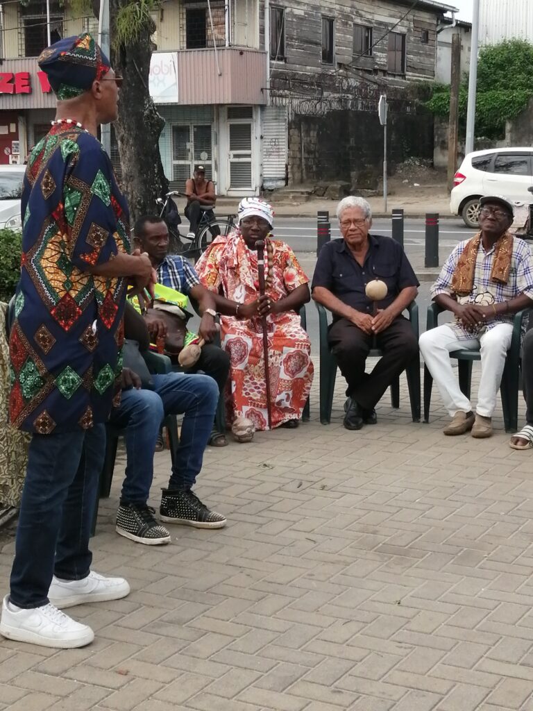 230 jaar na Boni: “Hij zette negativiteit om in positiviteit” – Dagblad ...