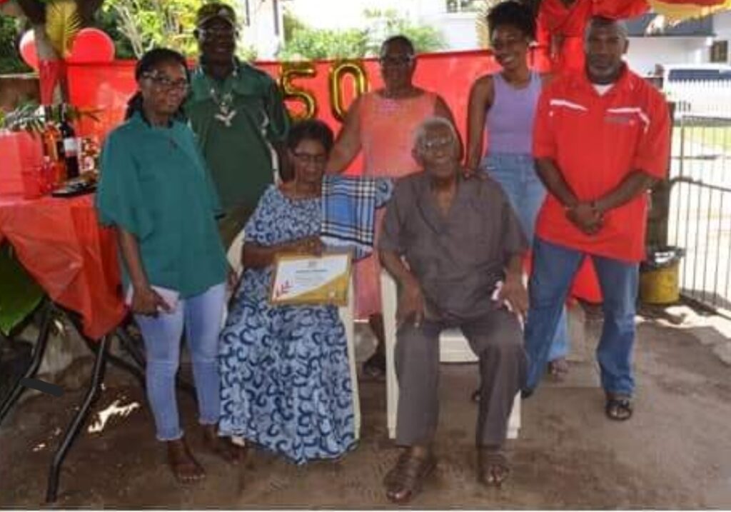 Gouden huwelijksjubileum voor het echtpaar Dompig-Ceder – Dagblad Suriname