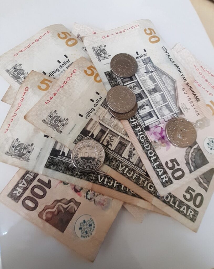 “Werken en geld maken is van belang, maar meeleven met je medemens is ...