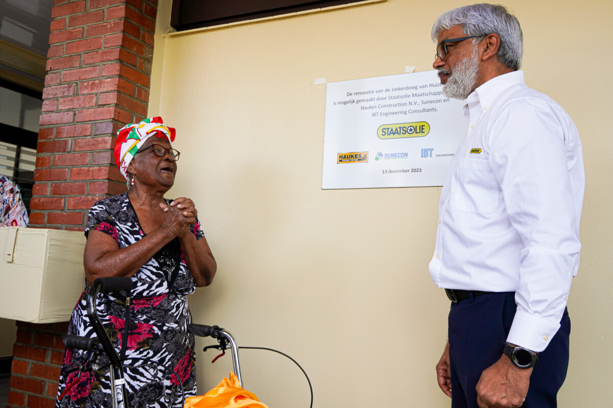Staatsolie maakt Huize Albertine blij met renovatie ziekenboeg ...