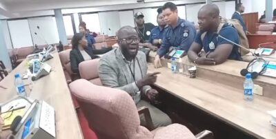 Ebu Jones’ uitbarsting onthult politieke tactieken – Dagblad Suriname