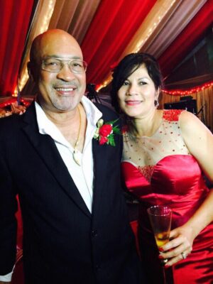 Ingrid Bouterse-Waldring feliciteert voortvluchtige echtgenoot ‘Desi ...