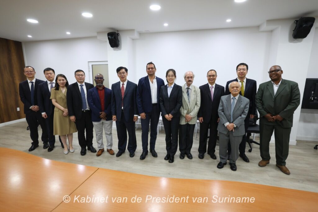 Regering van Suriname en Chinalco samen voor hervorming ...