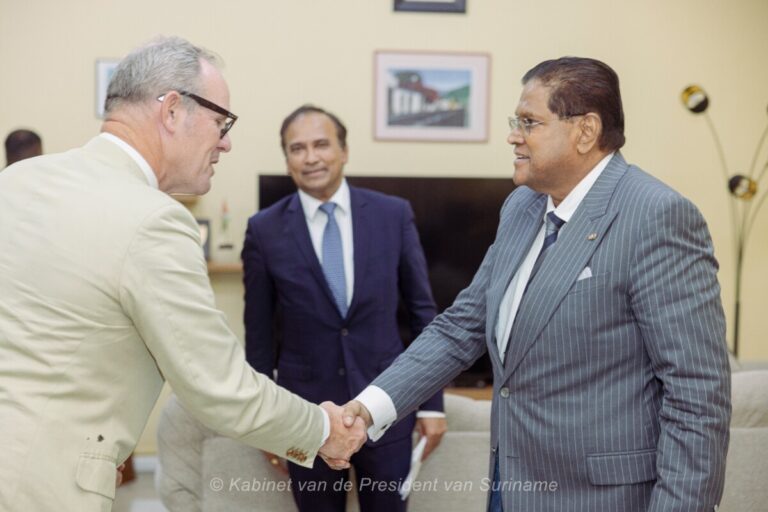 Spinnaker Capital Group op bezoek bij president Santokhi – Dagblad Suriname