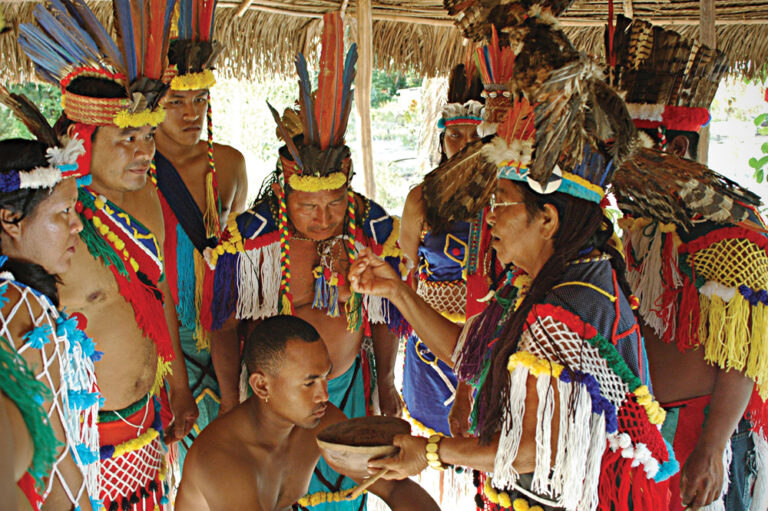 Suriname erkent collectieve rechten van inheemse en tribale volken ...
